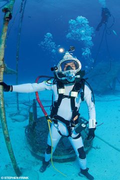 Saturation Diving - Divers Alert Network