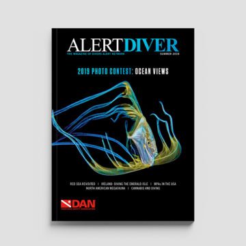 Read Current and Past Issues of Alert Diver - Divers Alert Network