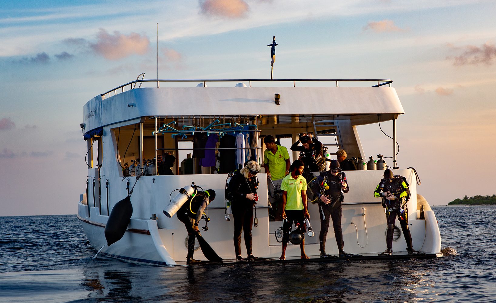 Advertise In Alert Diver Magazine - Divers Alert Network